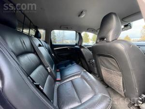 Black Volvo XC70 2009 in Riga, with an engine capacity of 2.40 L and mileage of 0 thousand km for 5800 €, photo 19 on AUTOMOTO.COM.LV