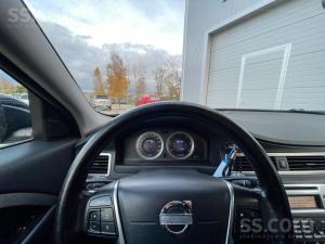 Black Volvo XC70 2009 in Riga, with an engine capacity of 2.40 L and mileage of 0 thousand km for 5800 €, photo 22 on AUTOMOTO.COM.LV