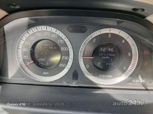 Черный Вольво ХС70 2009 в Пярну, объемом двигателя 2.40 л и пробегом 311 тыс. км за 6999 €, фото 9 на AUTOMOTO.COM.LV