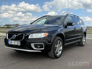 Black Volvo XC70 2009 in Liepaja, with an engine capacity of 2.40 L and mileage of 241 thousand km for 8400 €, photo  on AUTOMOTO.COM.LV