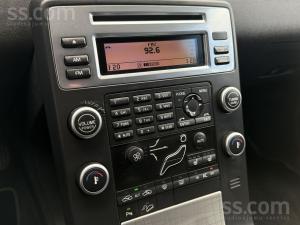 Черный Вольво ХС70 2009 в Лиепая, объемом двигателя 2.40 л и пробегом 241 тыс. км за 8400 €, фото 26 на AUTOMOTO.COM.LV