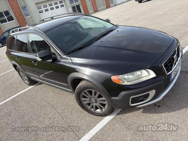 Black Volvo XC70 2009 in Valga, with an engine capacity of 2.40 L and mileage of 392 thousand km for 6690 €, photo 4 on AUTOMOTO.COM.LV