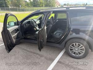 Melns Volvo XC70 2009 Valga, ar dzinēja tilpumu 2.40 L un nobraukumu 392 tūkst. km par 6690 €, foto 10 vietnē AUTOMOTO.COM.LV