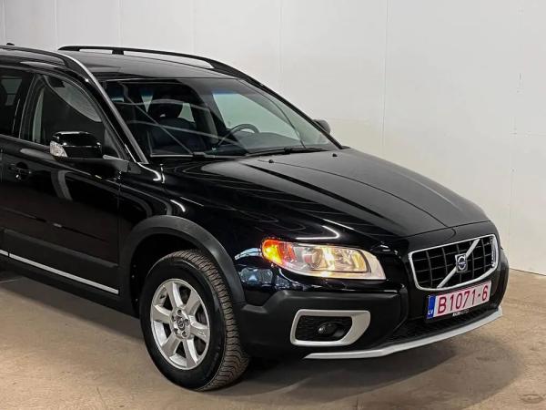 Melns Volvo XC70 2010 Jūrmala, ar dzinēja tilpumu 2.40 L un nobraukumu 414 tūkst. km par 6995 €, foto 8 vietnē AUTOMOTO.COM.LV