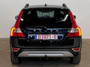 Black Volvo XC70 2010 in Jurmala, with an engine capacity of 2.40 L and mileage of 414 thousand km for 6995 €, photo 13 on AUTOMOTO.COM.LV