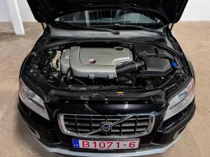 Black Volvo XC70 2010 in Jurmala, with an engine capacity of 2.40 L and mileage of 414 thousand km for 6995 €, photo 33 on AUTOMOTO.COM.LV
