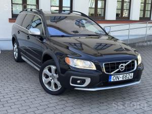 Melns Volvo XC70 2010 Jelgava, ar dzinēja tilpumu 2.40 L un nobraukumu 268 tūkst. km par 7990 €, foto  vietnē AUTOMOTO.COM.LV