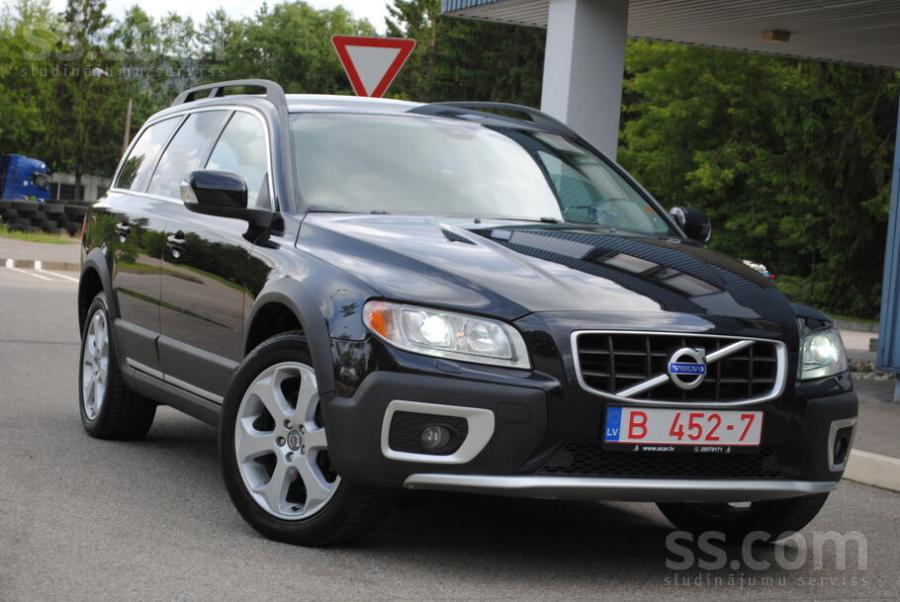 Melns Volvo XC70 2010 Rīga, ar dzinēja tilpumu 2.40 L un nobraukumu 303 tūkst. km par 7490 €, foto 5 vietnē AUTOMOTO.COM.LV