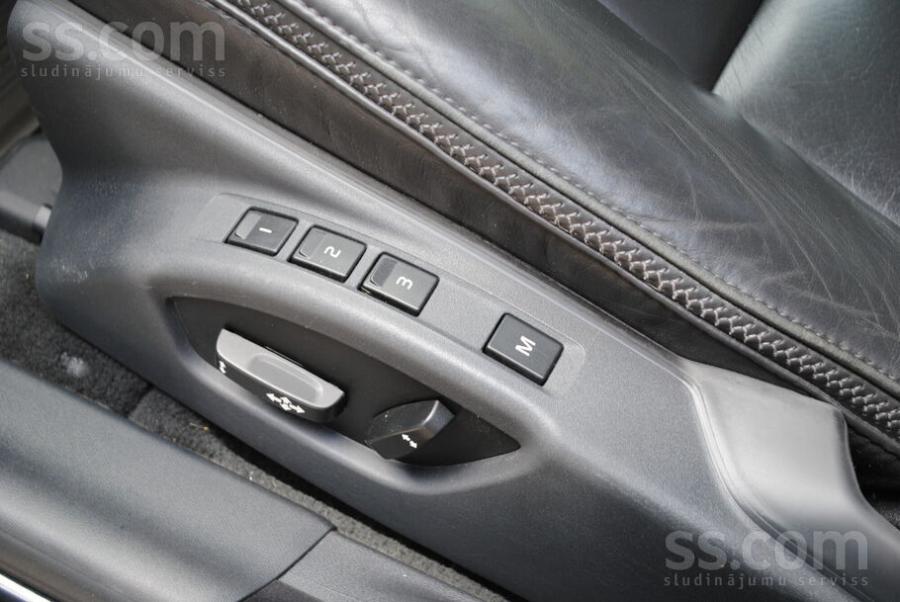 Melns Volvo XC70 2010 Rīga, ar dzinēja tilpumu 2.40 L un nobraukumu 303 tūkst. km par 7490 €, foto 20 vietnē AUTOMOTO.COM.LV
