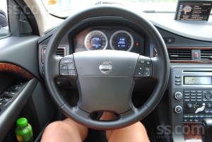 Melns Volvo XC70 2010 Rīga, ar dzinēja tilpumu 2.40 L un nobraukumu 303 tūkst. km par 7490 €, foto 28 vietnē AUTOMOTO.COM.LV