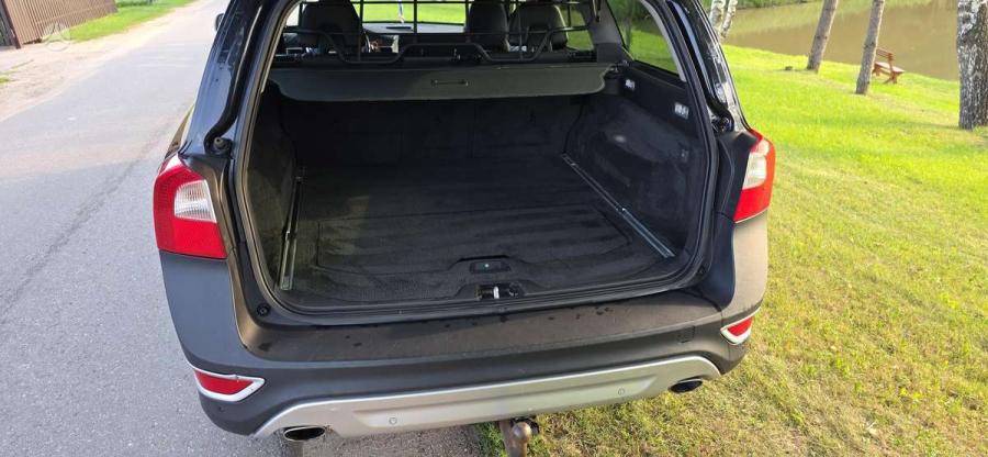 Melns Volvo XC70 2010 Viļņa, ar dzinēja tilpumu 2.40 L un nobraukumu 277 tūkst. km par 7300 €, foto 13 vietnē AUTOMOTO.COM.LV