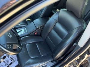 Black Volvo XC70 2010 in Klaipeda, with an engine capacity of 2.00 L and mileage of 293 thousand km for 6000 €, photo 15 on AUTOMOTO.COM.LV