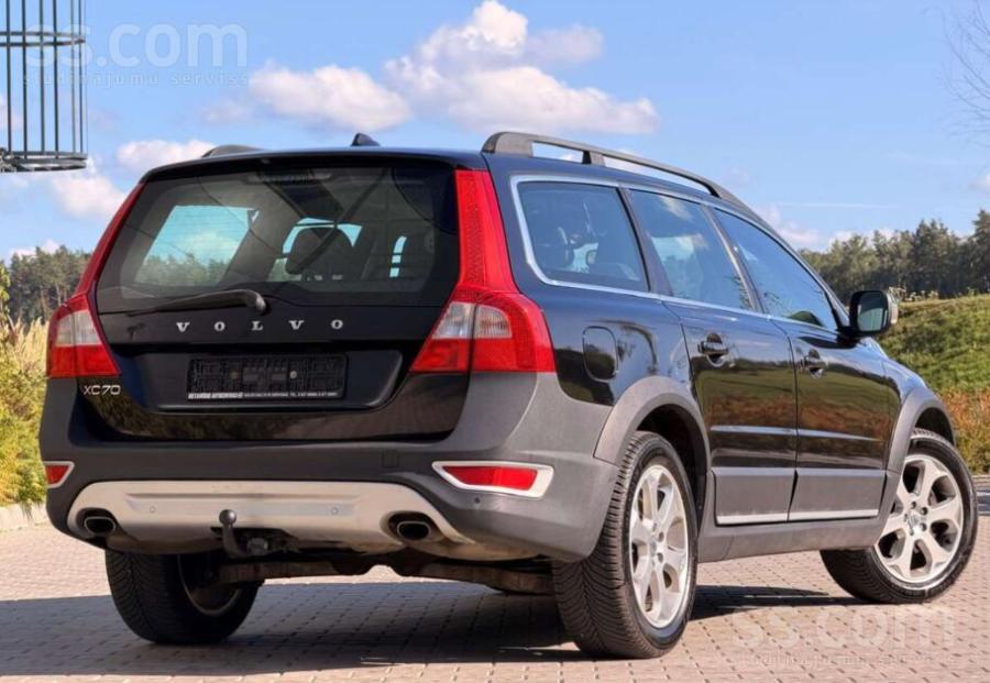 Melns Volvo XC70 2010 Liepāja, ar dzinēja tilpumu 2.40 L un nobraukumu 279 tūkst. km par 10200 €, foto 4 vietnē AUTOMOTO.COM.LV