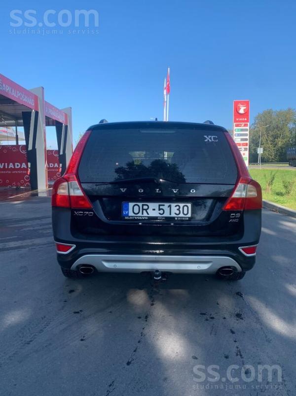Melns Volvo XC70 2010 Rīga, ar dzinēja tilpumu 2.40 L un nobraukumu 268 tūkst. km par 5400 €, foto 7 vietnē AUTOMOTO.COM.LV