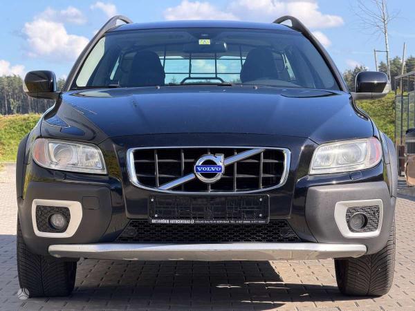 Melns Volvo XC70 2010 Viļņa, ar dzinēja tilpumu 2.40 L un nobraukumu 280 tūkst. km par 8300 €, foto 3 vietnē AUTOMOTO.COM.LV