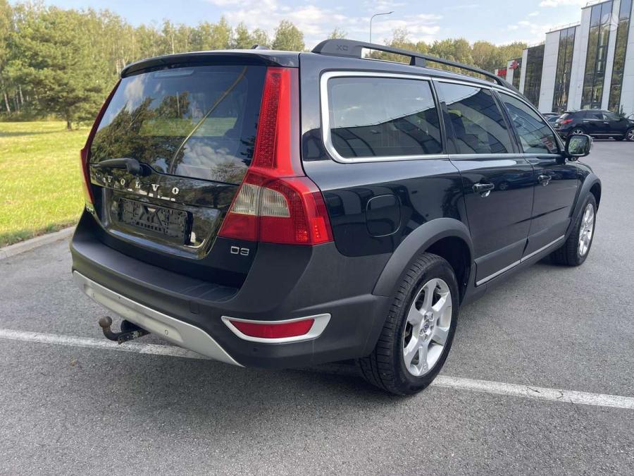 Black Volvo XC70 2010 in Kaunas, with an engine capacity of 1.98 L and mileage of 293 thousand km for 6250 €, photo 14 on AUTOMOTO.COM.LV