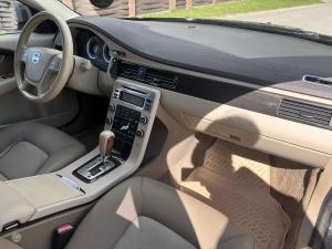 Melns Volvo XC70 2010 Viļņa, ar dzinēja tilpumu 3.19 L un nobraukumu 340 tūkst. km par 6500 €, foto 11 vietnē AUTOMOTO.COM.LV