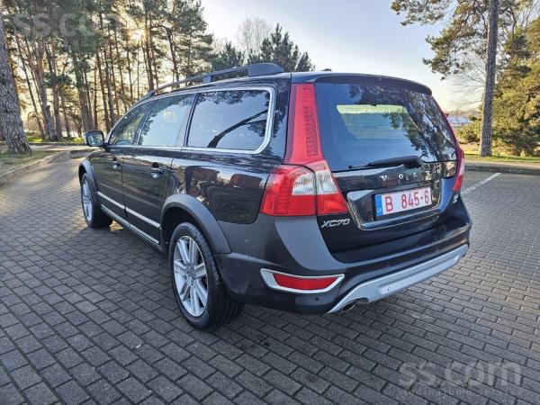 Melns Volvo XC70 2011 Rīga, ar dzinēja tilpumu 2.40 L un nobraukumu 0 tūkst. km par 7590 €, foto 4 vietnē AUTOMOTO.COM.LV