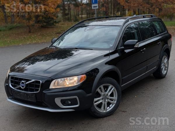 Melns Volvo XC70 2011 Jūrmala, ar dzinēja tilpumu 2.00 L un nobraukumu 0 tūkst. km par 6950 €, foto 2 vietnē AUTOMOTO.COM.LV