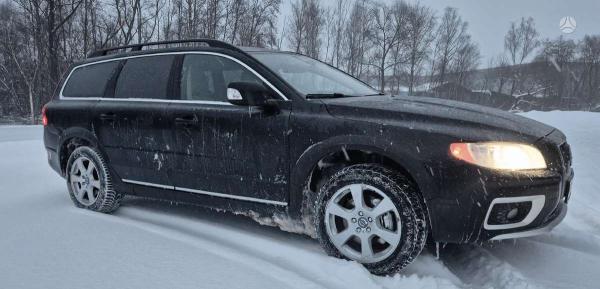 Melns Volvo XC70 2011 Utena, ar dzinēja tilpumu 2.40 L un nobraukumu 291 tūkst. km par 8250 €, foto 3 vietnē AUTOMOTO.COM.LV