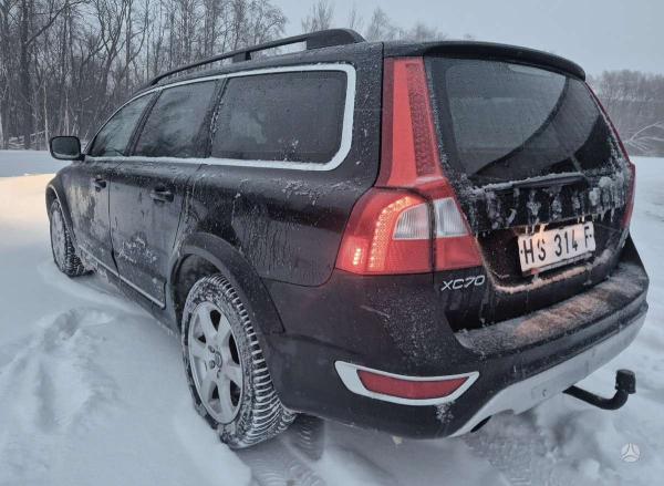 Melns Volvo XC70 2011 Utena, ar dzinēja tilpumu 2.40 L un nobraukumu 291 tūkst. km par 8250 €, foto 6 vietnē AUTOMOTO.COM.LV
