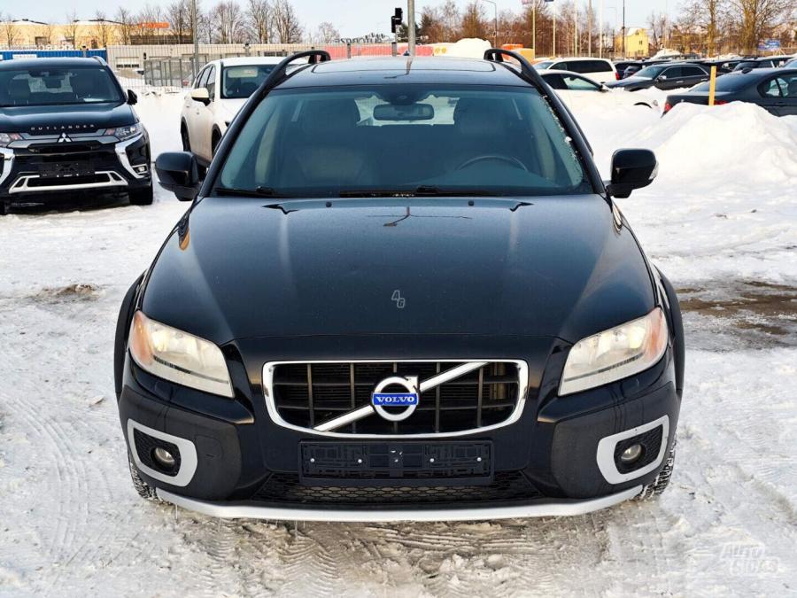 Melns Volvo XC70 2011 Šauļi, ar dzinēja tilpumu 3.20 L un nobraukumu 0 tūkst. km par 5000 €, foto 3 vietnē AUTOMOTO.COM.LV