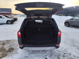 Melns Volvo XC70 2011 Šauļi, ar dzinēja tilpumu 3.20 L un nobraukumu 0 tūkst. km par 5000 €, foto 7 vietnē AUTOMOTO.COM.LV