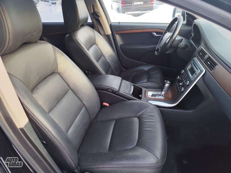 Melns Volvo XC70 2011 Šauļi, ar dzinēja tilpumu 3.20 L un nobraukumu 0 tūkst. km par 5000 €, foto 16 vietnē AUTOMOTO.COM.LV