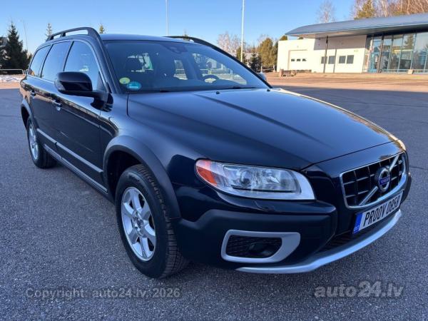 Black Volvo XC70 2011 in Paide, with an engine capacity of 2.00 L and mileage of 341 thousand km for 9390 €, photo 6 on AUTOMOTO.COM.LV