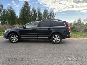 Black Volvo XC70 2011 in Voru, with an engine capacity of 2.40 L and mileage of 308 thousand km for 8999 €, photo 3 on AUTOMOTO.COM.LV
