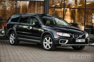 Melns Volvo XC70 2011 Jelgava, ar dzinēja tilpumu 2.40 L un nobraukumu 0 tūkst. km par 9150 €, foto 4 vietnē AUTOMOTO.COM.LV