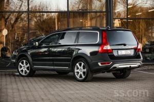 Melns Volvo XC70 2011 Jelgava, ar dzinēja tilpumu 2.40 L un nobraukumu 0 tūkst. km par 9150 €, foto 14 vietnē AUTOMOTO.COM.LV