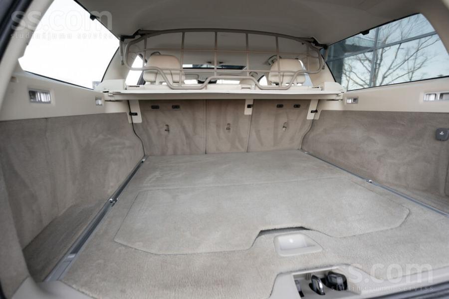 Melns Volvo XC70 2011 Jelgava, ar dzinēja tilpumu 2.40 L un nobraukumu 0 tūkst. km par 9150 €, foto 24 vietnē AUTOMOTO.COM.LV