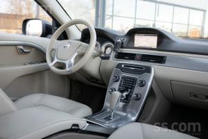 Melns Volvo XC70 2011 Jelgava, ar dzinēja tilpumu 2.40 L un nobraukumu 0 tūkst. km par 9150 €, foto 28 vietnē AUTOMOTO.COM.LV