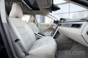Melns Volvo XC70 2011 Jelgava, ar dzinēja tilpumu 2.40 L un nobraukumu 0 tūkst. km par 9150 €, foto 30 vietnē AUTOMOTO.COM.LV