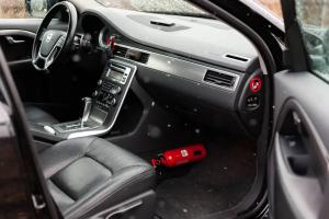 Melns Volvo XC70 2011 Rīga, ar dzinēja tilpumu 2.40 L un nobraukumu 246 tūkst. km par 9995 €, foto 16 vietnē AUTOMOTO.COM.LV