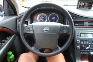Black Volvo XC70 2011 in Riga, with an engine capacity of 2.40 L and mileage of 303 thousand km for 7490 €, photo 28 on AUTOMOTO.COM.LV