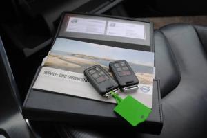 Black Volvo XC70 2011 in Riga, with an engine capacity of 2.40 L and mileage of 303 thousand km for 7490 €, photo 31 on AUTOMOTO.COM.LV