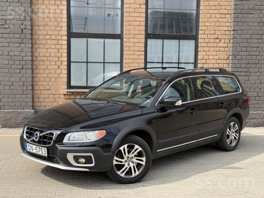 Melns Volvo XC70 2011 Rīga, ar dzinēja tilpumu 2.40 L un nobraukumu 291 tūkst. km par 8850 €, foto 4 vietnē AUTOMOTO.COM.LV