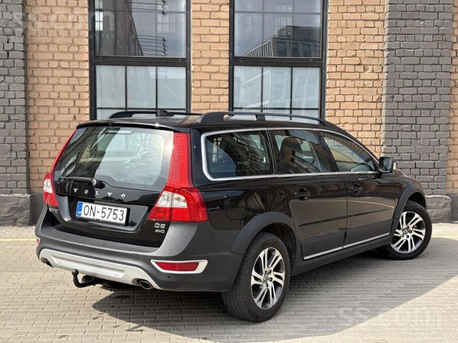 Melns Volvo XC70 2011 Rīga, ar dzinēja tilpumu 2.40 L un nobraukumu 291 tūkst. km par 8850 €, foto 7 vietnē AUTOMOTO.COM.LV
