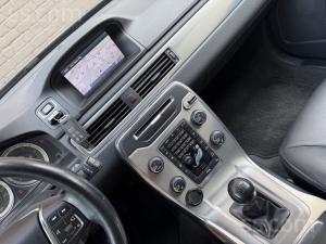 Melns Volvo XC70 2011 Rīga, ar dzinēja tilpumu 2.40 L un nobraukumu 291 tūkst. km par 8850 €, foto 17 vietnē AUTOMOTO.COM.LV