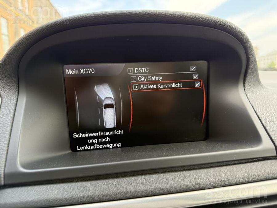 Melns Volvo XC70 2011 Rīga, ar dzinēja tilpumu 2.40 L un nobraukumu 291 tūkst. km par 8850 €, foto 19 vietnē AUTOMOTO.COM.LV