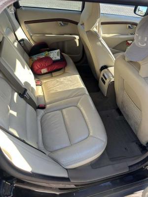 Melns Volvo XC70 2011 Kauņa, ar dzinēja tilpumu 2.40 L un nobraukumu 359 tūkst. km par 4999 €, foto 12 vietnē AUTOMOTO.COM.LV