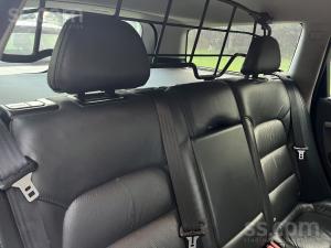 Black Volvo XC70 2011 in Riga, with an engine capacity of 2.40 L and mileage of 356 thousand km for 5900 €, photo 9 on AUTOMOTO.COM.LV