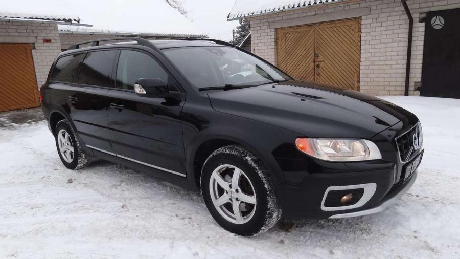 Melns Volvo XC70 2012 Joniškis, ar dzinēja tilpumu 2.40 L un nobraukumu 294 tūkst. km par 7999 €, foto 4 vietnē AUTOMOTO.COM.LV