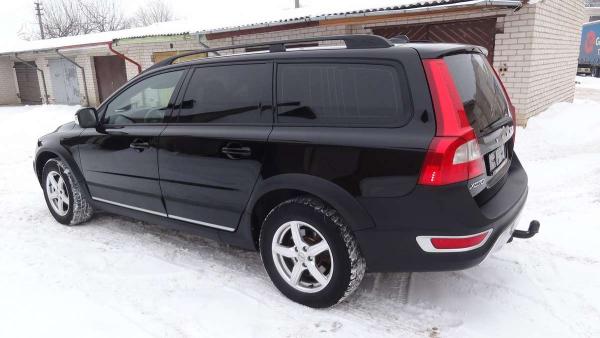 Melns Volvo XC70 2012 Joniškis, ar dzinēja tilpumu 2.40 L un nobraukumu 294 tūkst. km par 7999 €, foto 8 vietnē AUTOMOTO.COM.LV