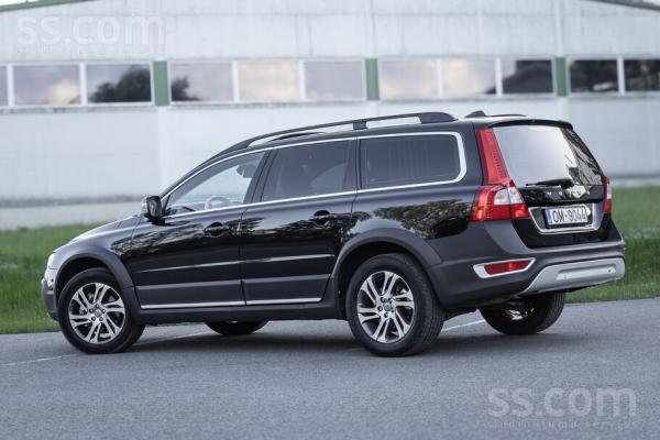 Melns Volvo XC70 2012 Tukums, ar dzinēja tilpumu 2.00 L un nobraukumu 248 tūkst. km par 8990 €, foto 8 vietnē AUTOMOTO.COM.LV