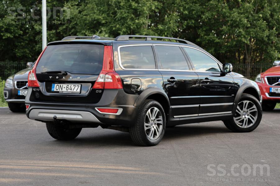 Melns Volvo XC70 2012 Jelgava, ar dzinēja tilpumu 2.00 L un nobraukumu 0 tūkst. km par 9850 €, foto 5 vietnē AUTOMOTO.COM.LV