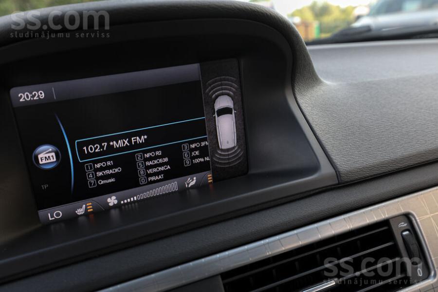 Melns Volvo XC70 2012 Jelgava, ar dzinēja tilpumu 2.00 L un nobraukumu 0 tūkst. km par 9850 €, foto 16 vietnē AUTOMOTO.COM.LV