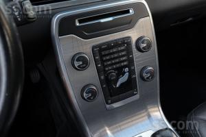 Melns Volvo XC70 2012 Jelgava, ar dzinēja tilpumu 2.00 L un nobraukumu 0 tūkst. km par 9850 €, foto 19 vietnē AUTOMOTO.COM.LV